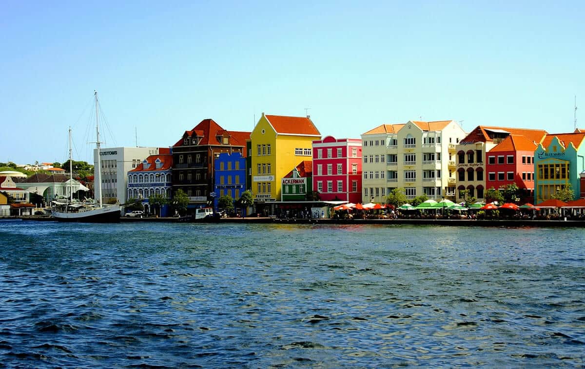 Willemstad: The colorful pearl of the Caribbean, a UNESCO World ...