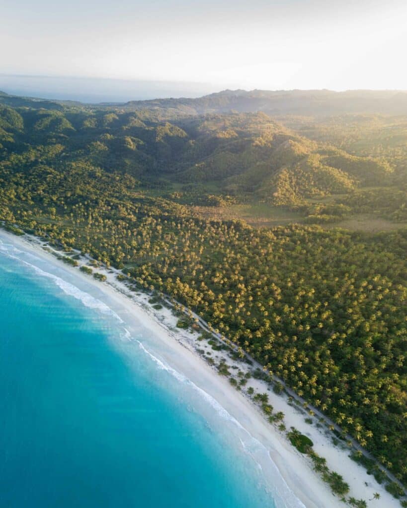 Samaná, a Caribbean peninsula between open sea and deep forests. RK 2026